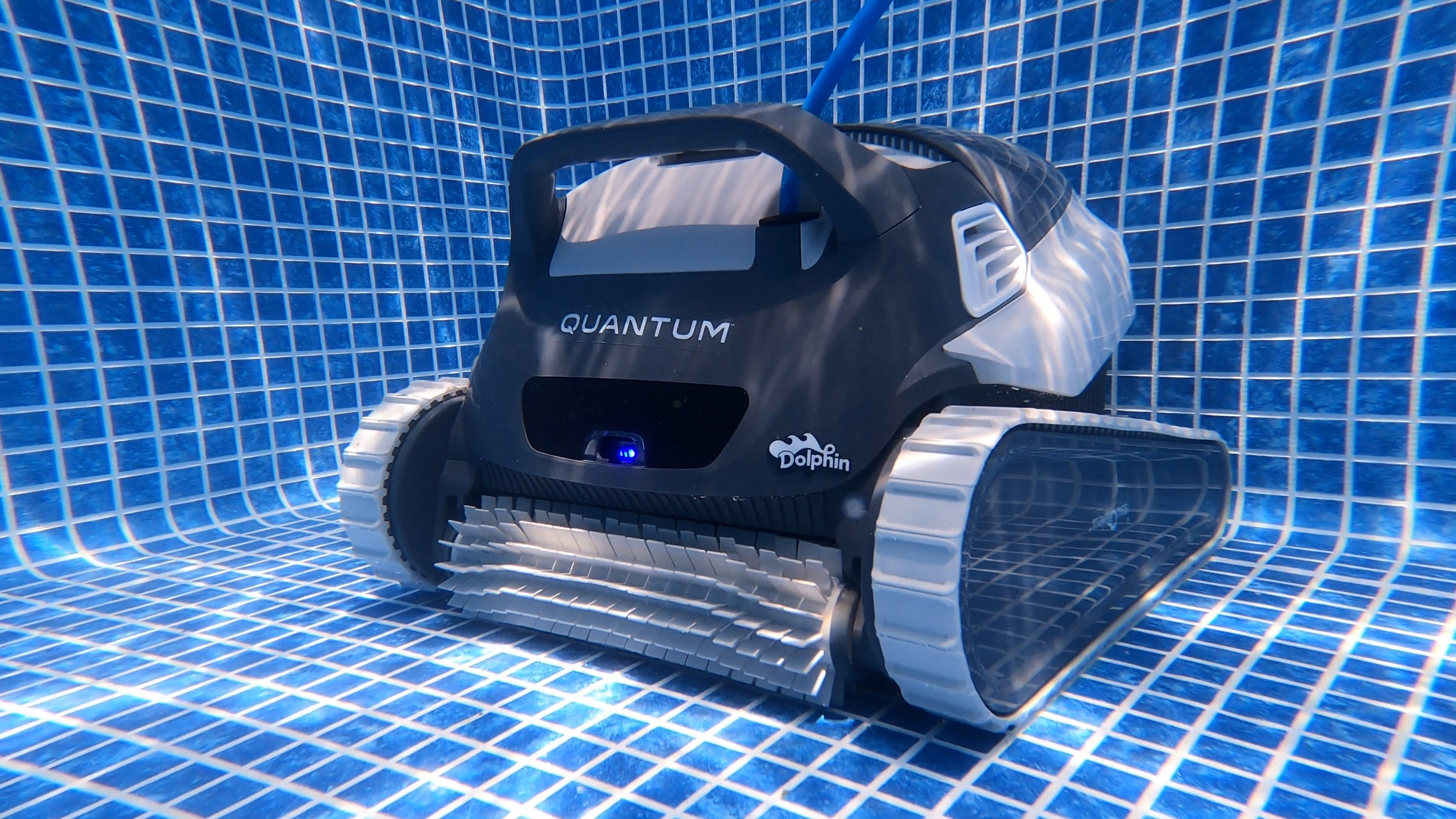 Beatbot AquaSense 2 vs Dolphin Quantum | The Pool Nerd